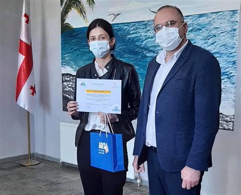 ლევან თევზაიამ ტრენინგში ალგორითმული აზროვნება და პროგრამირება“ მონაწილე აფხაზეთის საჯარო