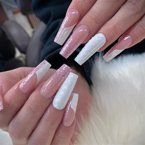 Christmas Coffin Nails The One Trend That Actually Flatters Everyone