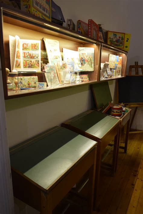 ΜΟΥΣΕΙΟ ΣΧΟΛΙΚΗΣ ΖΩΗΣ ΚΑΙ ΕΚΠΑΙΔΕΥΣΗΣ 06 02 17 ΜΟΥΣΕΙΟ ΣΧΟ… Flickr