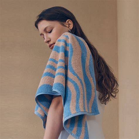 페이스 타월 2p 하와이안 피치 웨이브 감도 깊은 취향 셀렉트샵 29cm