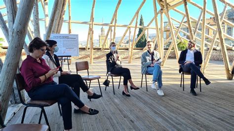 მანიფესტი დეცენტრალიზაციაზე რაზე შეთანხმდნენ პარტიები Netgazeti • სირცხვილია • არჩევნები