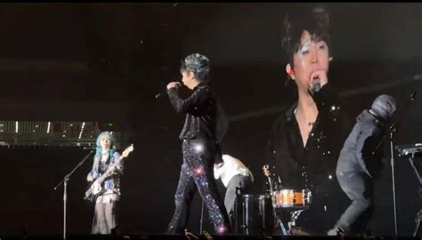 摇滚圈集体倒油五月天！新裤子主唱内涵，还有乐队要办假唱专场 搜狐大视野 搜狐新闻