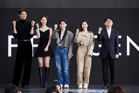 [biff] 정지우 감독 넷플릭스 썸바디 부산영화제에서 커넥팅 스타연예 Kbs연예