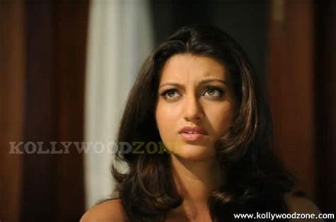 Sexy Hamsa Nandini Stills 11 185407 Kollywood Zone