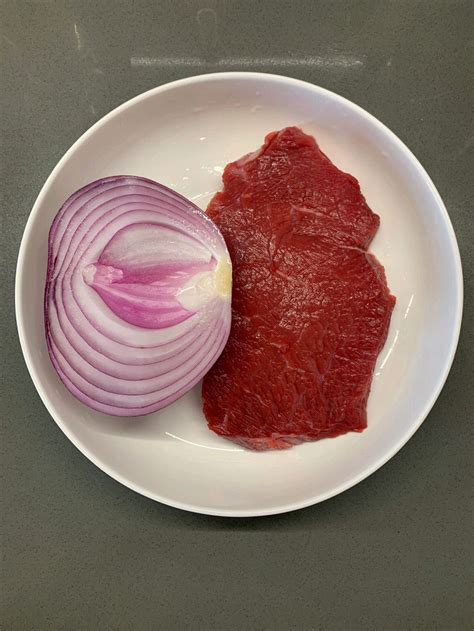 洋葱炒牛肉怎么做 洋葱炒牛肉的做法 豆果美食