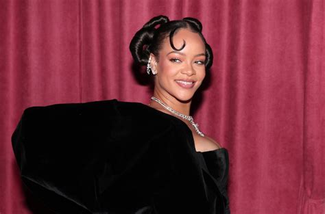 Rihanna Models Sexy New ‘v Day Savage X Fenty Lingerie Watch