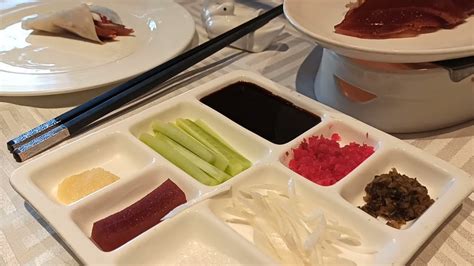 Siji Mingfu Roasted Duck In Beijing 四季民福烤鸭店 Youtube