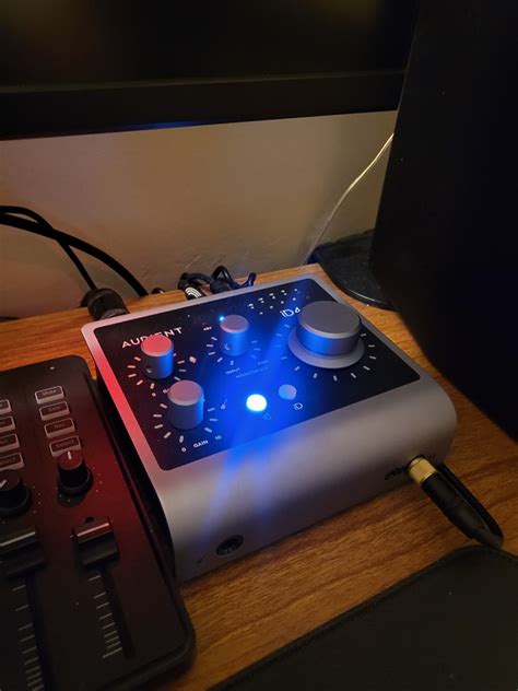 Audient ID4 MK2 audio interface, Hobbies & Toys, Music & Media, Musical ...
