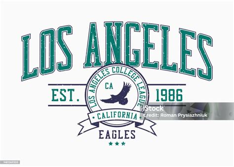 로스 앤젤레스 캘리포니아 대학 스타일 프린트 용 독수리 티셔츠 대학 또는 대학 티셔츠 디자인을 위한 타이포그래피 그래픽 독수리와 그런지가 있는 빈티지 스포츠 의류 프린트