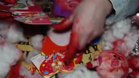 Страшно ВЫ НЕ Поверите Я Разрезала Живую Игрушку Проклятый Смешарик в 3 часа ночи ЕЖИК ЕХЕ