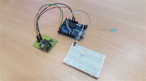 Wifi控制led使用esp8266和arduino 电子集线器 亚博app更新