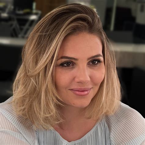 P E A C H B L O N D E Sofistica O Em Tonalidades Para O Seu Loiro