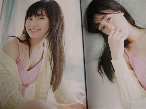 まいんちゃんこと福原遥の最新写真集がビキニ尻アップでエロい みんくちゃんねる