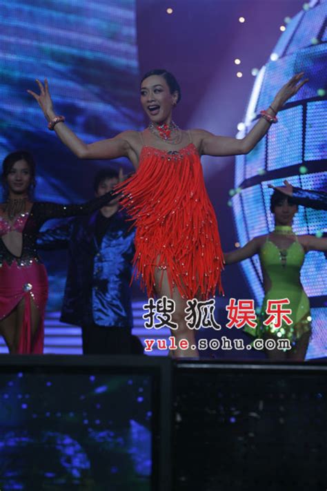 陈志朋突然妩媚 “晚娘”钟丽缇继续风骚 图 搜狐音乐