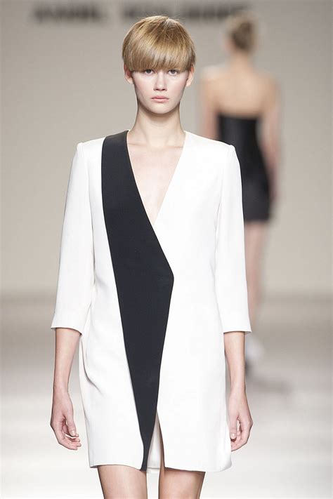 Angel Schlesser Spring-summer 2010 - Ready-to-Wear