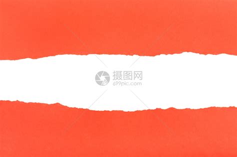 白色背景上的红色撕纸的两半高清图片下载 正版图片502546931 摄图网