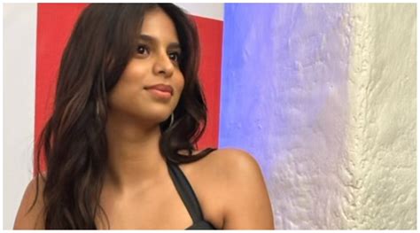 Suhana Khan Talks About Leaving Home At In First Solo Public Apearance It Was Scary A