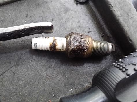 오래되고 노후화된 자동차 점화플러그 고장증상 네이버 블로그