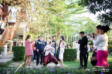 จัดงานแต่งงาน บ้านมหาสวัสดิ์ เรือนไทยสวยๆริมน้ำ Dee Catering ดี เคเทอริ่ง รับจัดเลี้ยงนอก