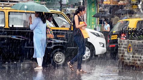 Imd Predicts Heavy Rain Issues Yellow Alert For Mumbai Thane