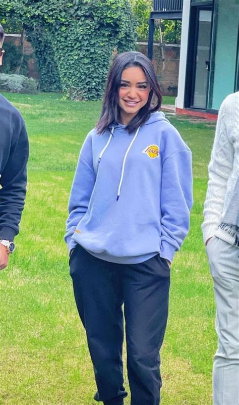 Pin Von A Auf Rym Fikri