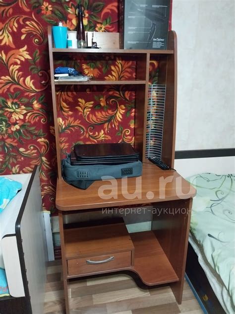 Компьютерный стол — купить в Красноярске Состояние Б у Компьютерные