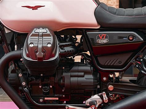 V7 Découvrir Tous Les Modèles Moto Guzzi Fr