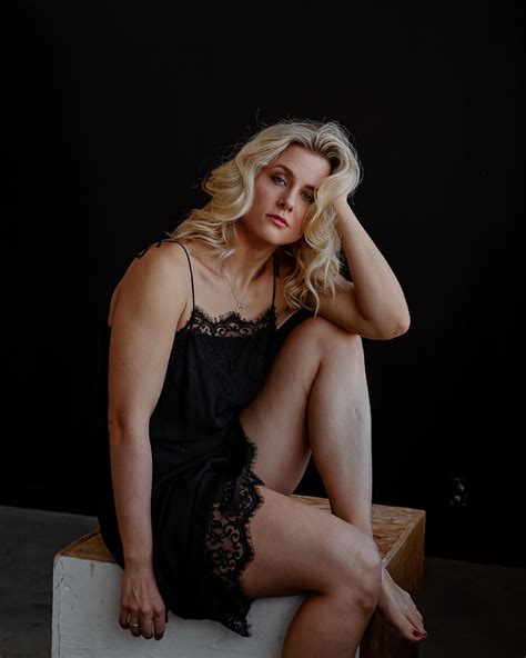 Madison Hubbell Nude And Sexy 15 Photos Video The Fappening