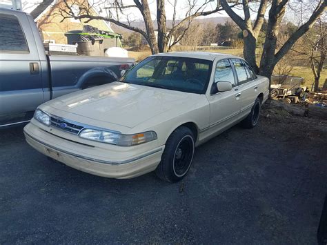 Motor 1996 Ford Crown Victoria