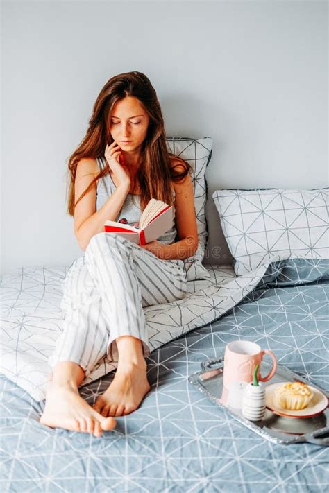 Young Redhead Woman Reading In Bed Stock Image Image Of Unmade Everyday 173040121