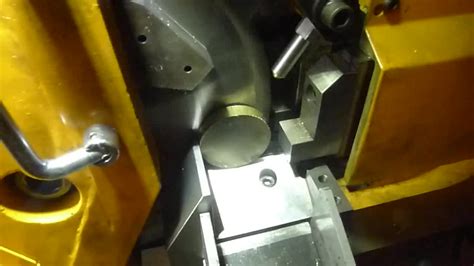 High Speed Precision Metal Cutting Cnc Machine For Auto Manufacturing Buy Cnc Machine For Car