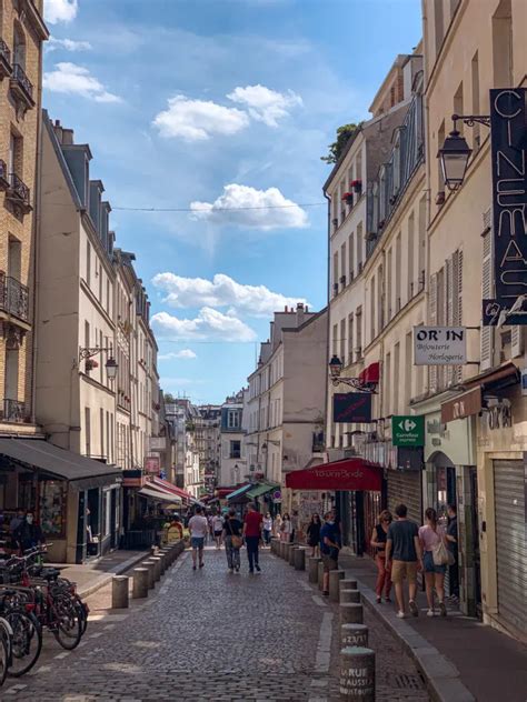 Rue Mouffetard The Shopping Street Of The 5th Arrondissement