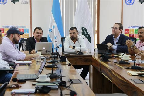 Se Sostiene ReuniÓn Con La SecretarÍa De Agricultura Y GanaderÍa Sag
