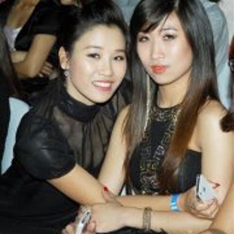 Stream Nhung V Music Listen To Songs Albums Playlists For Free On Soundcloud