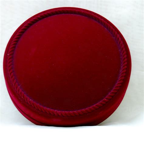 Винено червена кадифена кръгла кутия Опаковки Кристина Арт бижута от естествени