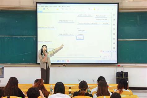 经管学院举办2024届毕业生考研指导会 经济与管理学院—安康学院