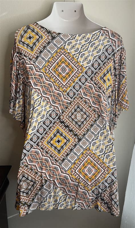 Ruby Rd Plus Size Exotic Escape Flutter Sleeve Geomet Gem