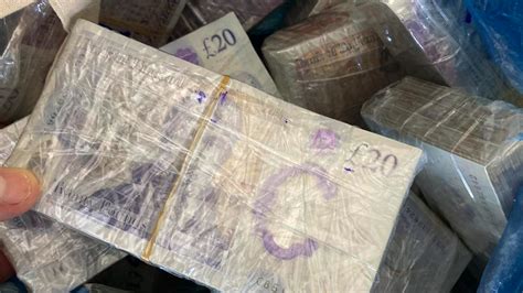 Удариха валута за над 660 000 лв на Капитан Андреево Криминално Новини Бг