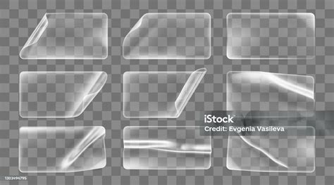 말린 모서리 모의 세트가 있는 투명 한 구겨진 직사각형 스티커 빈 접착제 투명 종이 또는 플라스틱 스티커 라벨에 말려 주름이 생기는 효과 3d 사실적 벡터 아이콘 투명한에