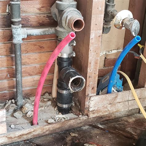 Cleanout Tee Leaking A Ton Of Water When Neighbor Uses Sink Even Though I Replaced Everything