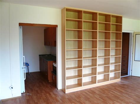 Kvalitni sedacky: Knihovny nabytek