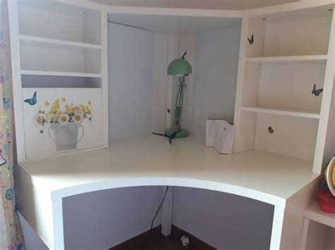 Γραφείο ΙΚΕΑ γωνιακό αγγελίες στον Ν Αττικής Βορείου Τομέα Αθηνών Δ Χαλανδρίου 3585