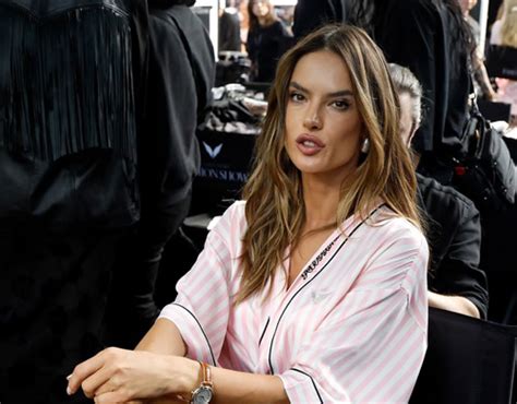 برید کنار که فرشته‌های ویکتوریا سکرت بعد از 6 سال برگشتند و گرد و خاک