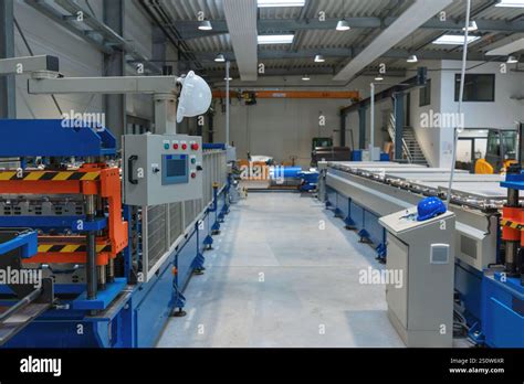 Modern Industry Production Systems With Full Automatic Metal Roll Forming Machines Automation