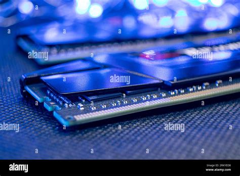 Memory Module Ddr4 Dram Macro In Blue Light Computer Ram Chipset