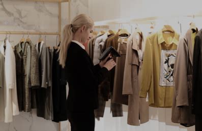 The Benefits Of Using Handheld RFID Readers In Retail Operations Newsatt Com