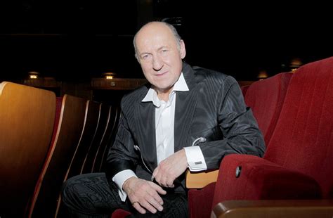 Piotr Fronczewski w autobiograficznej książce umniejsza swoją karierę pomponik pl