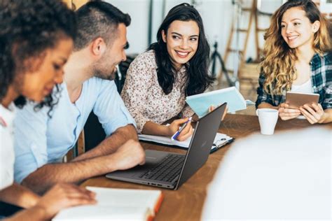 ASUS Kenalkan Produk Terbaru Laptop Tipis Teknologi Canggih