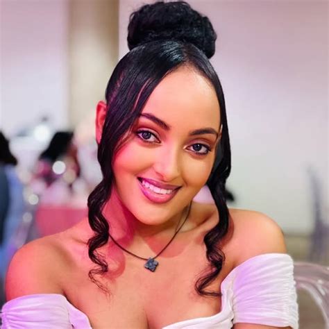 Makeup By Gigi Brushed By Gigi Threads Say More