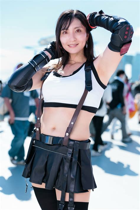 クラウドより強そう人妻筋トレYouTubernoraさんFF7ティファコスプレ披露ポイントは戦えそうな身体 概要